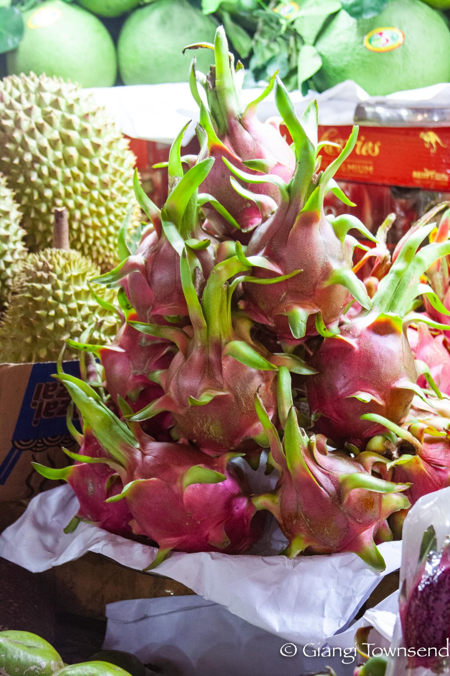 War Remnant Museum and Ben Thanh Market - Giangi